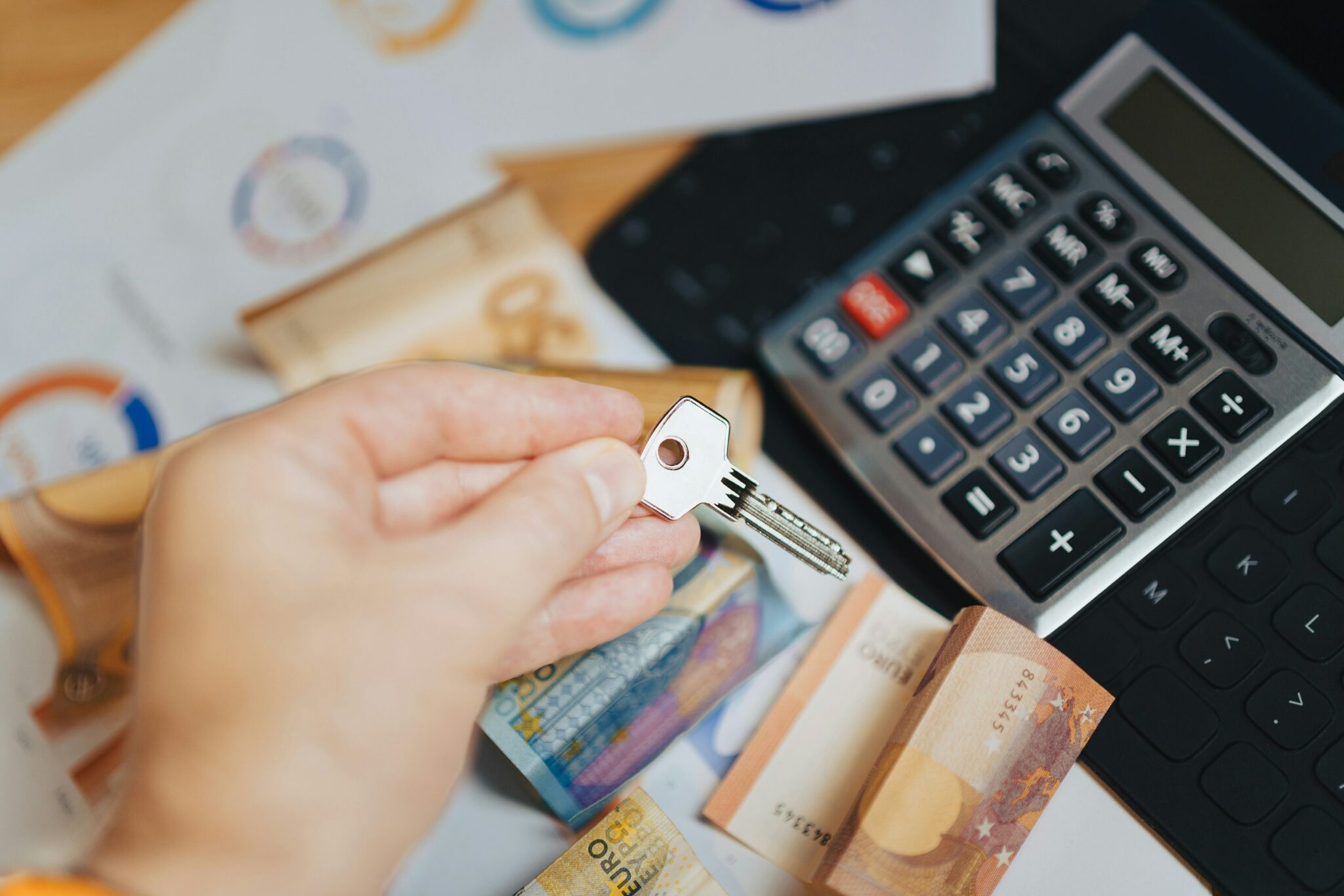 Salaire Brut Net - Calcul € Personnalisé et Comparatif